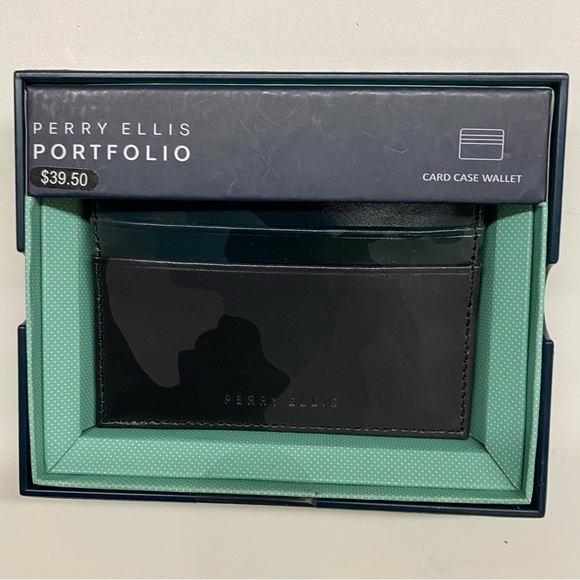 Perry Ellis | Accessories | Perry Ellis Card Case Mens Wallet Camo ...